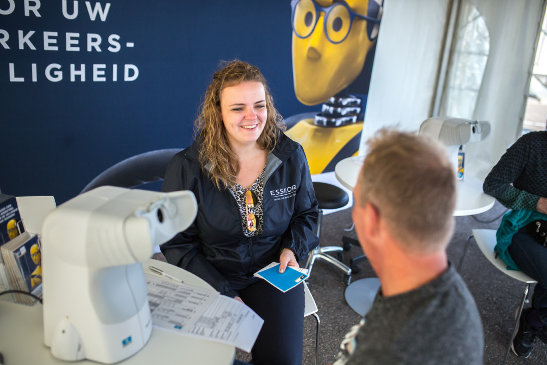 Essilor: “Verkeersveiligheid begint bij goed zicht” • Nieuws - De Opticien